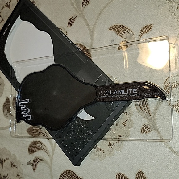 Glamlite | Makeup | Ghostface X Glamlite Mirror | Poshmark